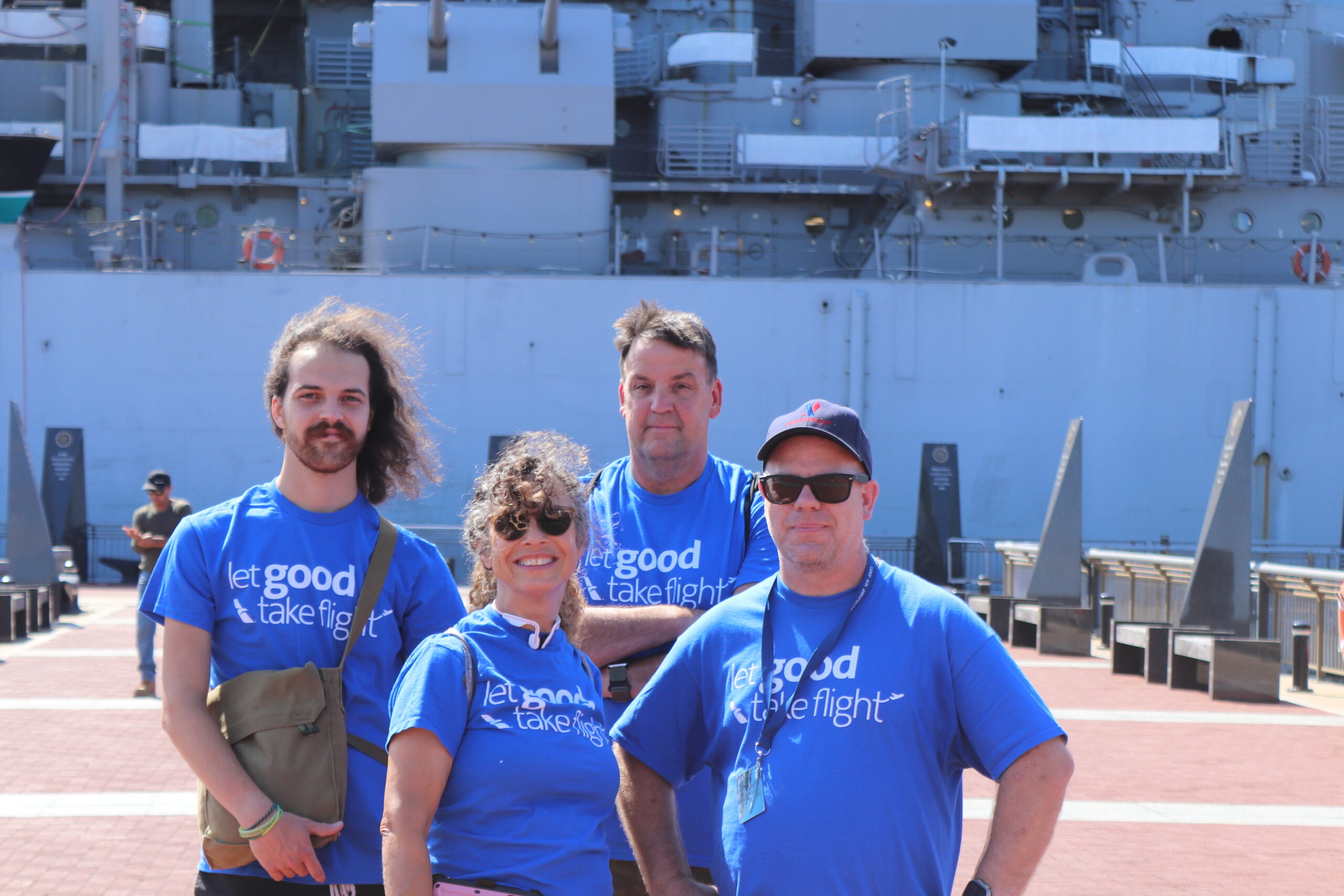 Piedmont Airlines Veterans/Military ERG Volunteer Aboard Battleship New ...